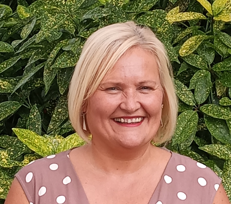 Fiona Arnott-Barron : Cruse Bereavement Care